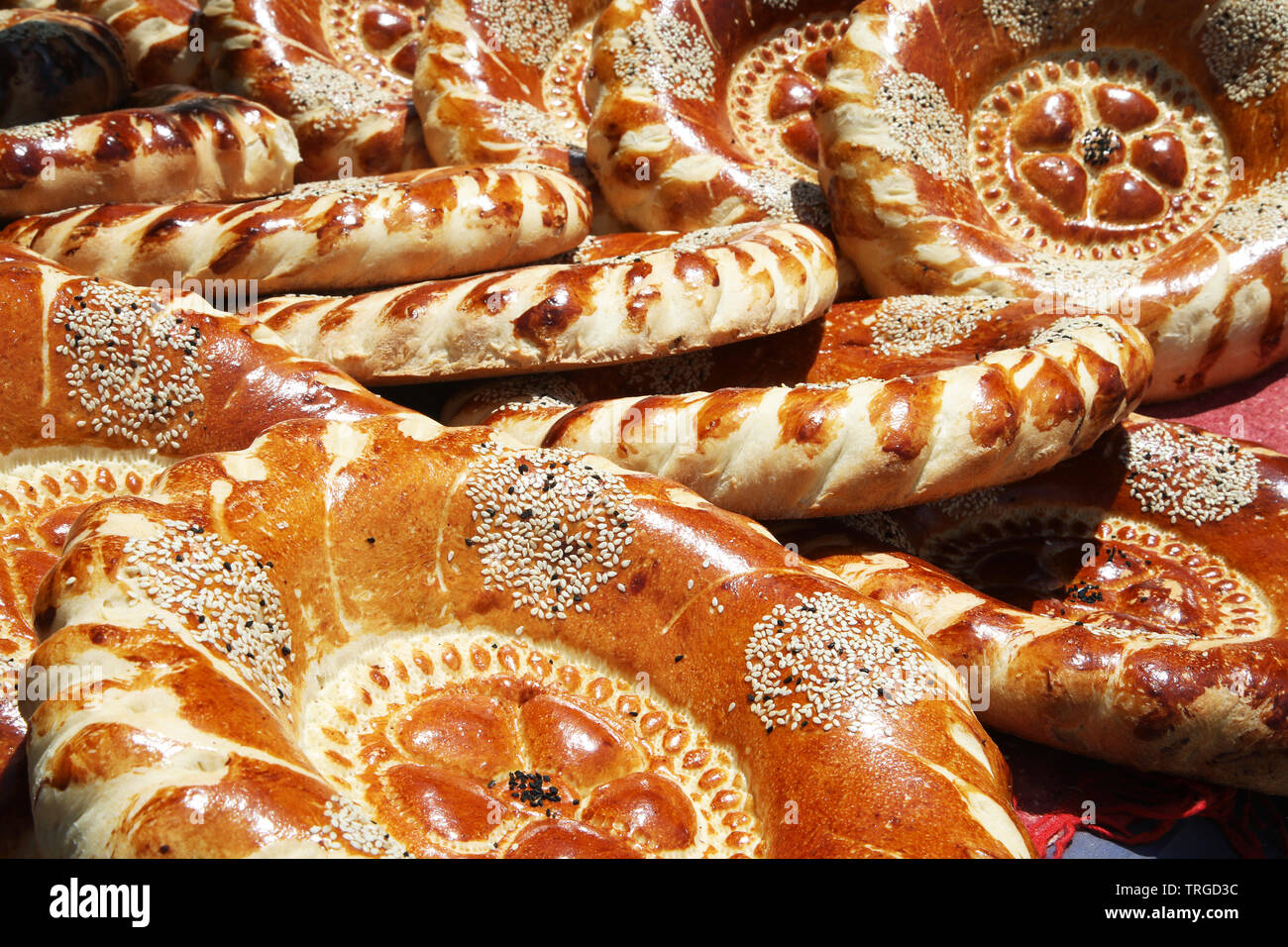 Uzbek bread hi-res stock photography and images - Alamy
