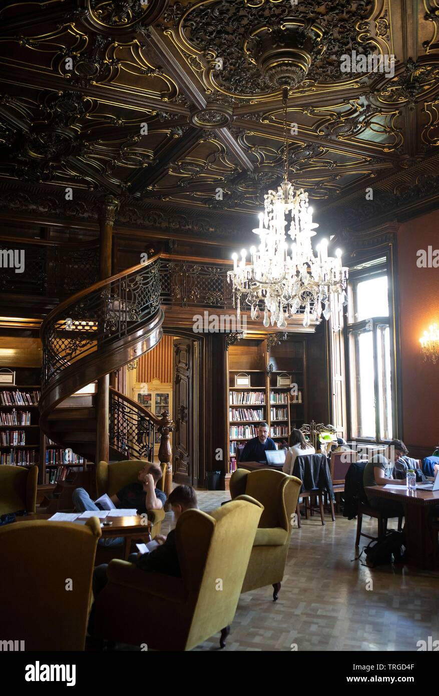 Metropolitan Ervin Szabó Library,Budapest Stock Photo - Alamy