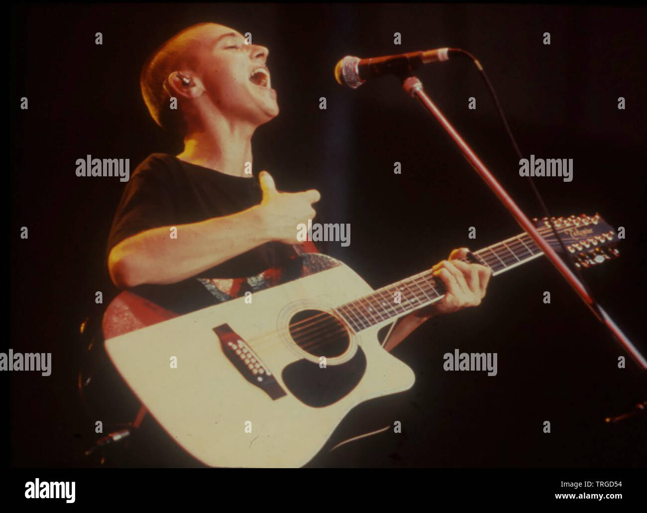SINEAD O'CONNOR Irish pop singer about 1990 Stock Photo - Alamy