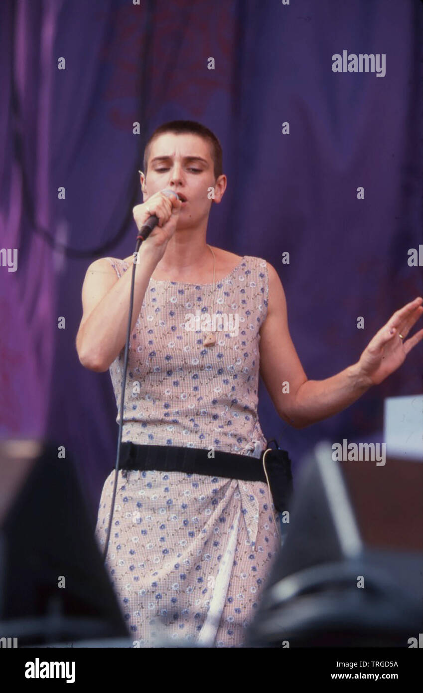 SINEAD O'CONNOR Irish pop singer in June 1998. photo: Jeffrey Mayer ...