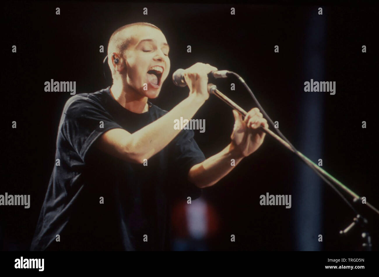 SINEAD O'CONNOR Irish pop singer about 1990 Stock Photo - Alamy