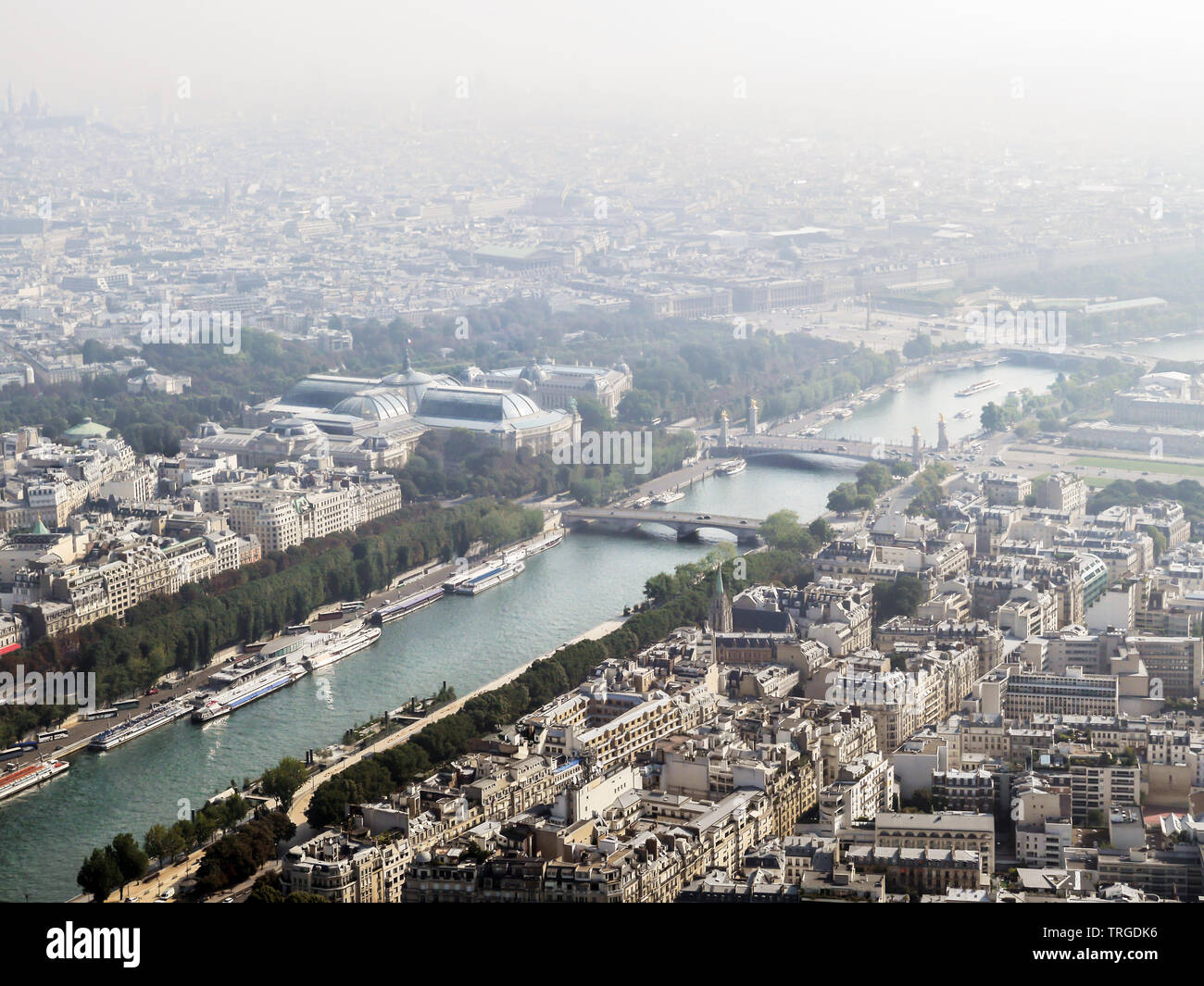Paris louvre aerial view hi-res stock photography and images - Alamy
