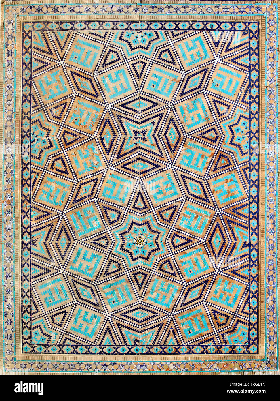 Ancient geometric pattern in Samarkand, Uzbekistan Stock Photo - Alamy
