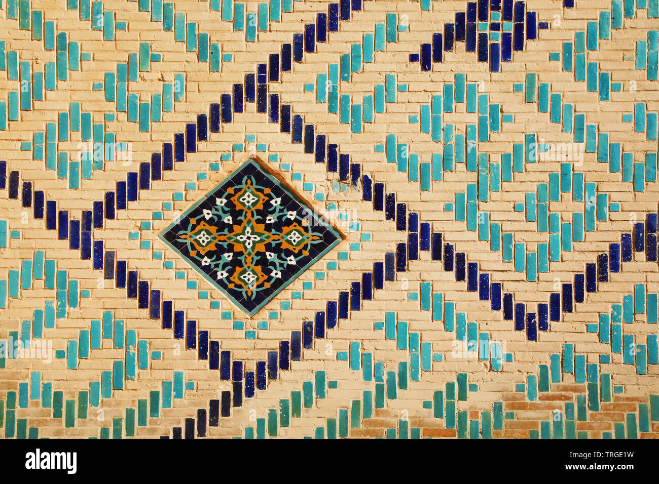 Geometric pattern on madrasa wall of Samarkand, Uzbekistan Stock Photo ...