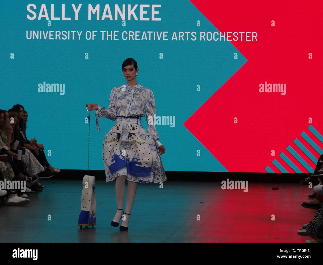 Thes of Fraduate Fashion Week Exhibition Award Show Catwalk 2019 ...