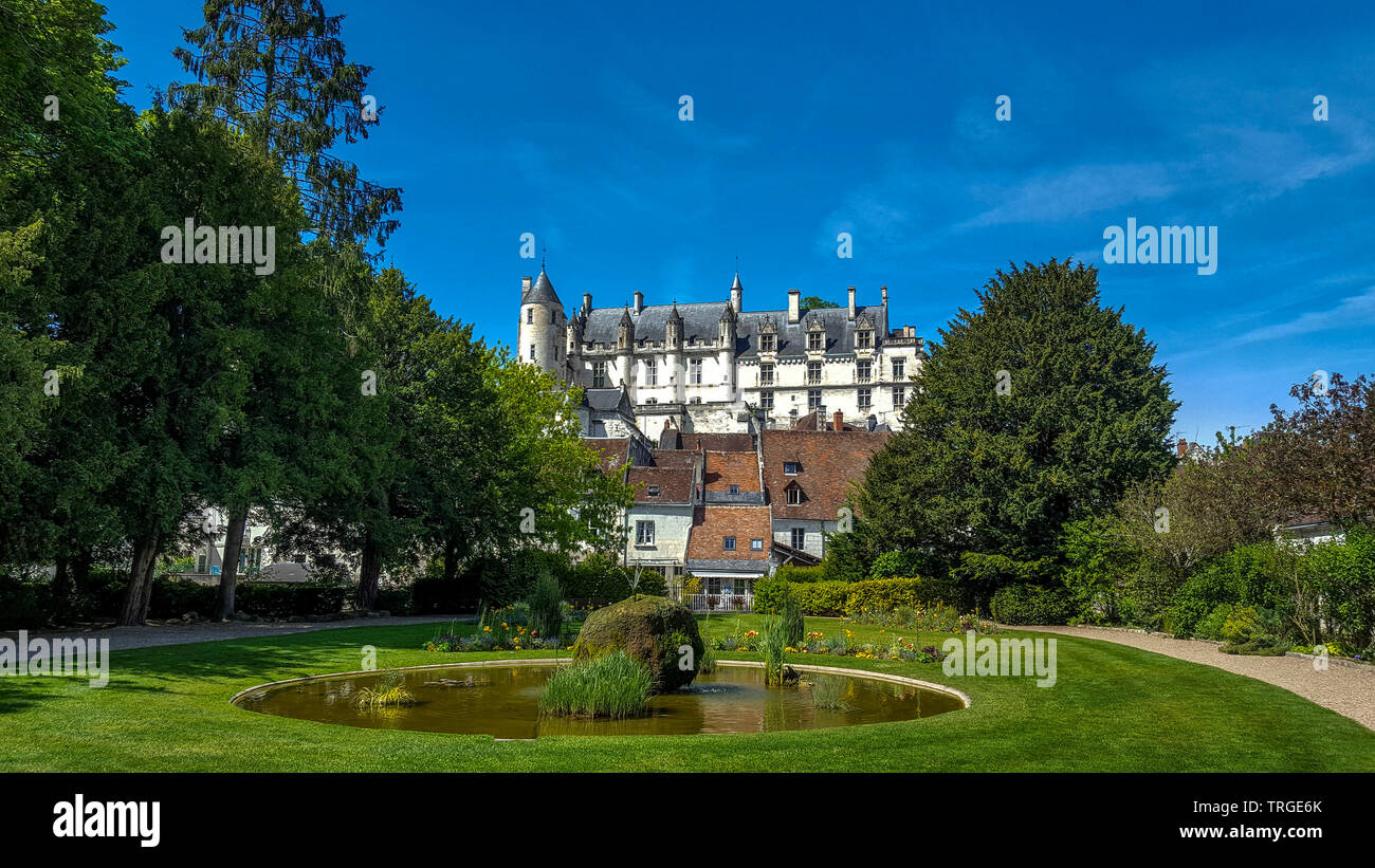Garden castle logis royal High Resolution Stock Photography and Images - Alamy