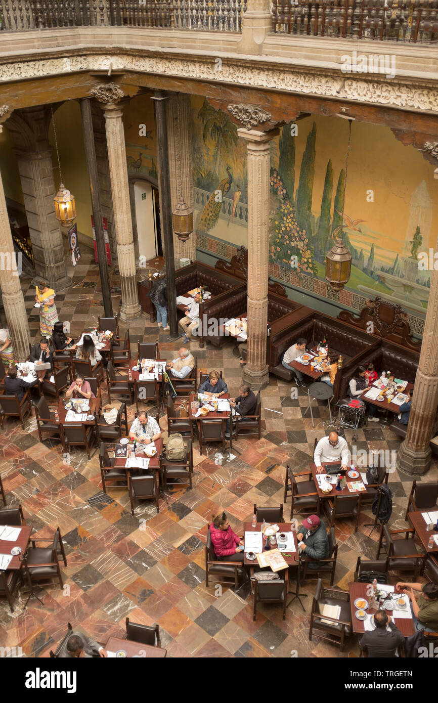 Sanborns Restaurant Mexico City Stock Photo - Alamy