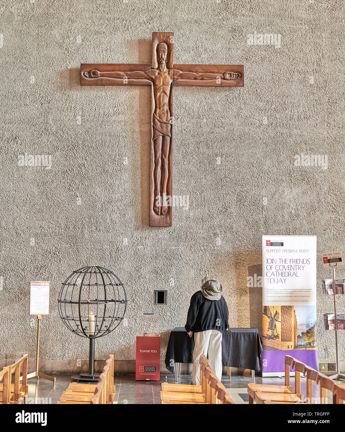 Coventry cathedral cross hi-res stock photography and images - Alamy