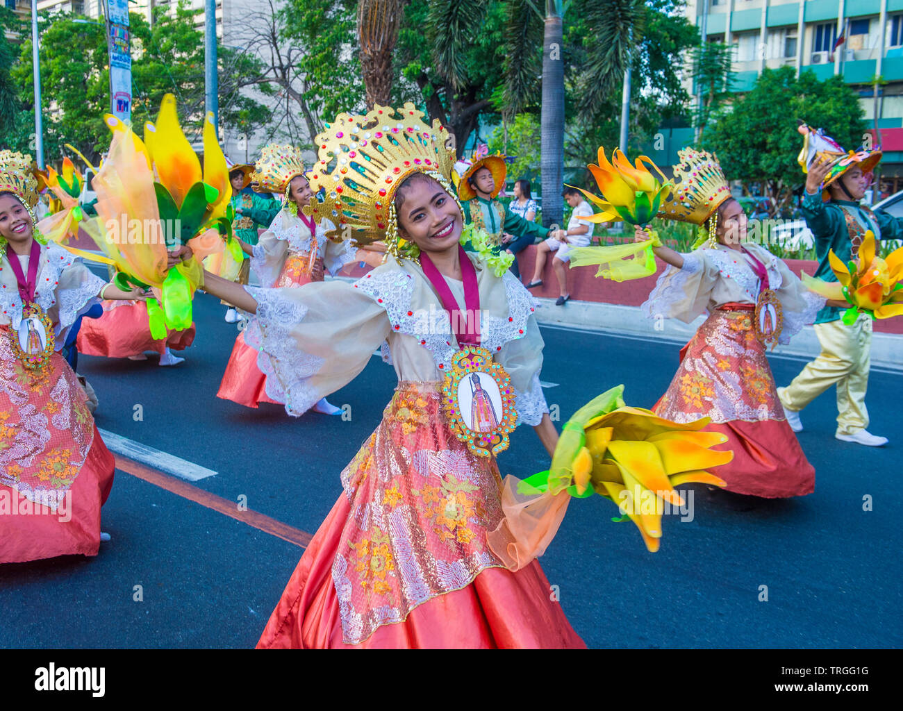 Participants in the Aliwan fiesta in Manila Philippines Stock Photo - Alamy