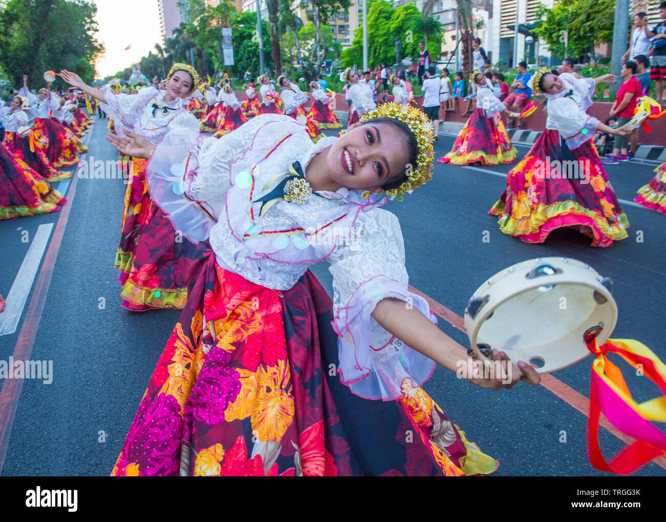 Participants in the Aliwan fiesta in Manila Philippines Stock Photo - Alamy