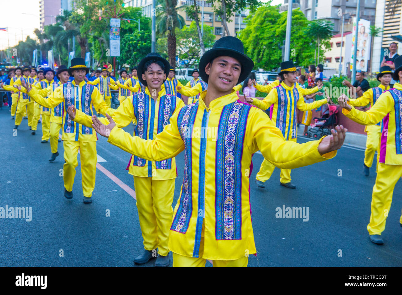 Participants in the Aliwan fiesta in Manila Philippines Stock Photo - Alamy