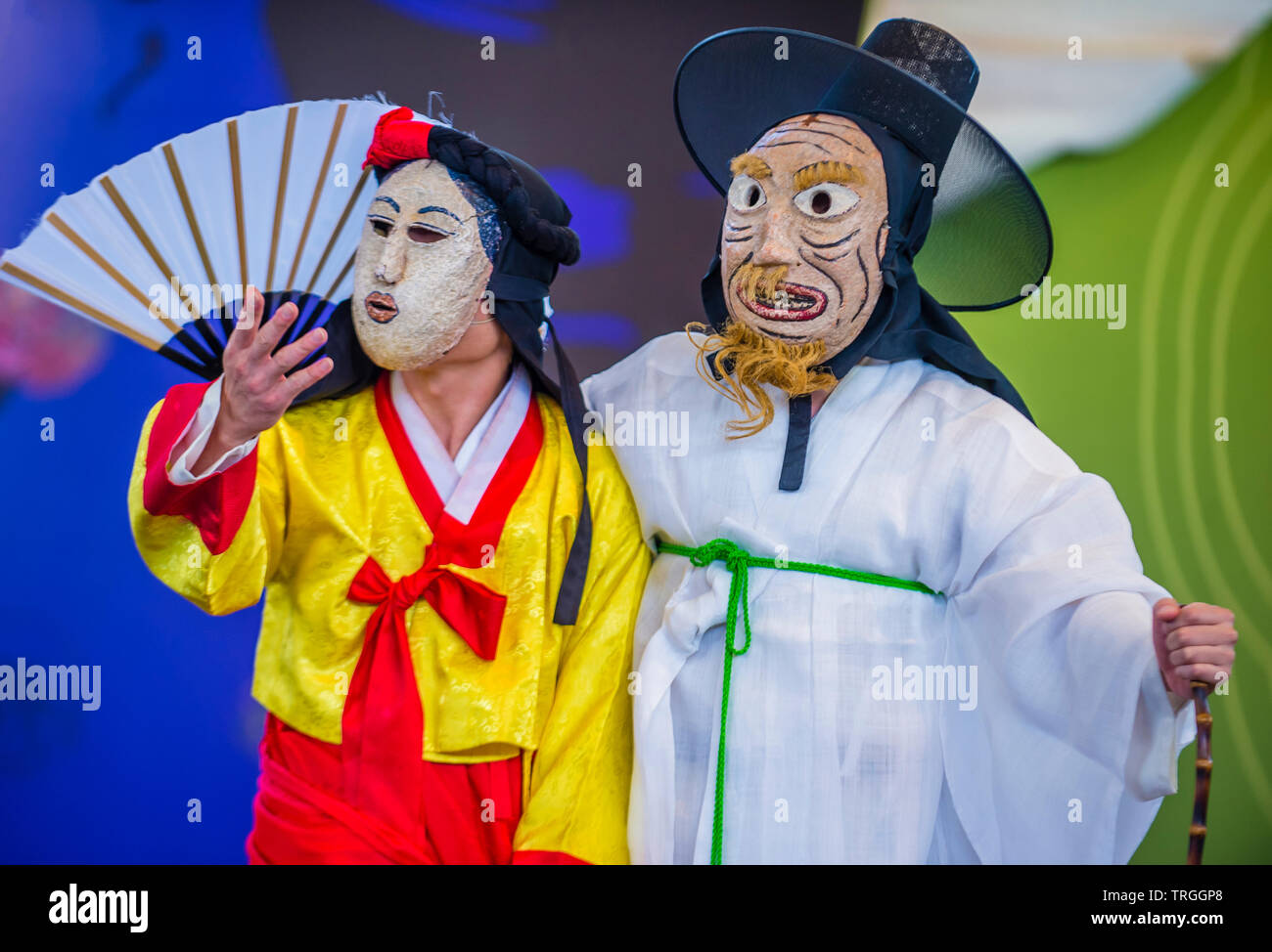Actors performing the traditinal Korean Maskdance at Andong South Korea ...