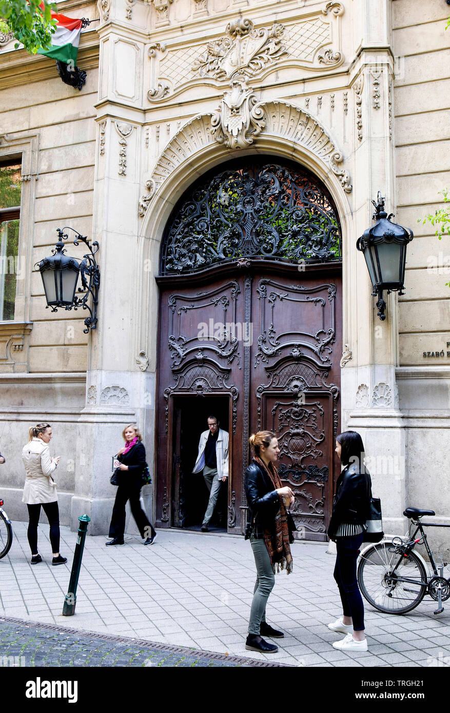 Budapest,Hungary: Metropolitan Ervin Szabó Library Stock Photo - Alamy