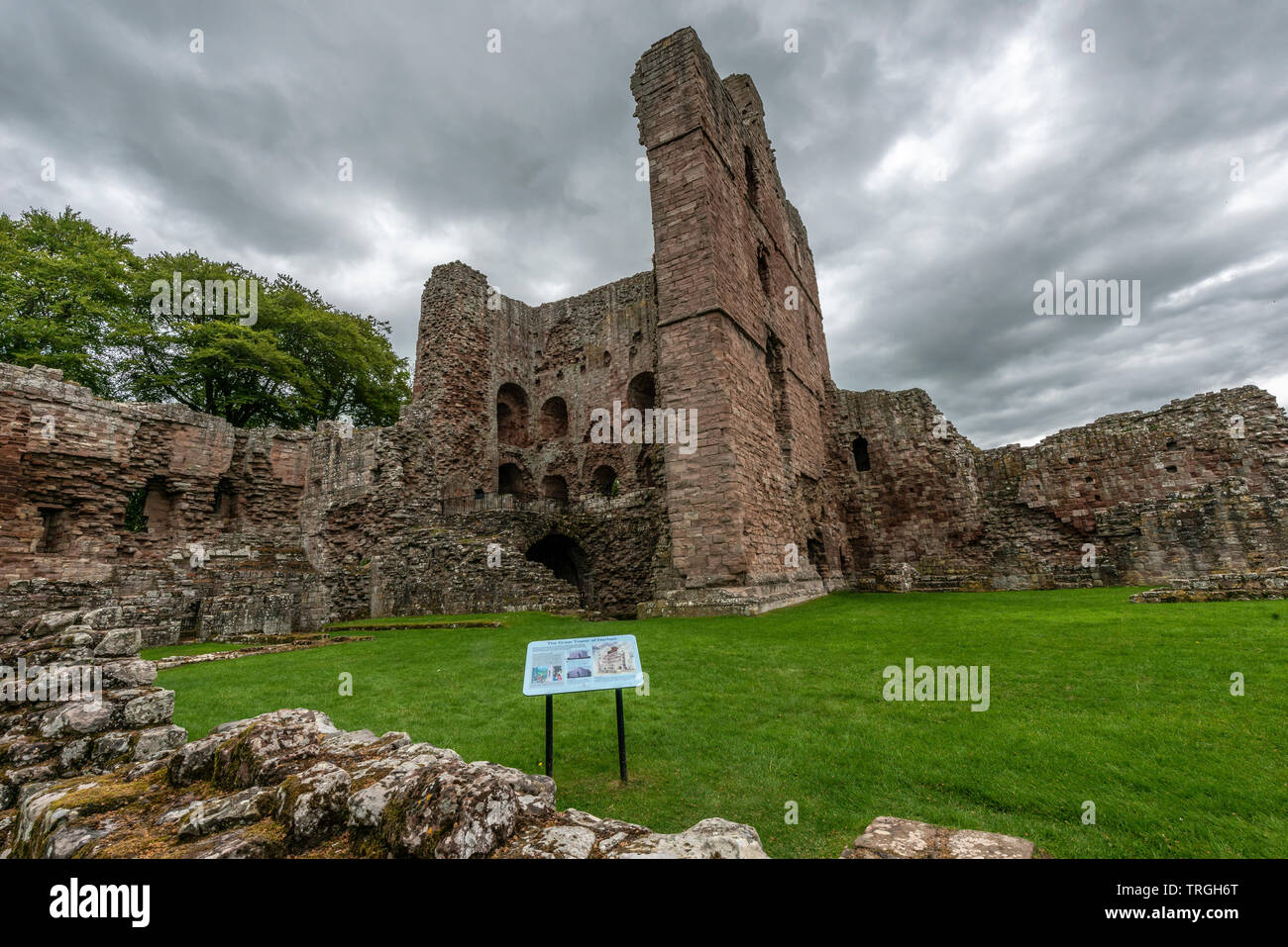 Norham castle hi-res stock photography and images - Alamy