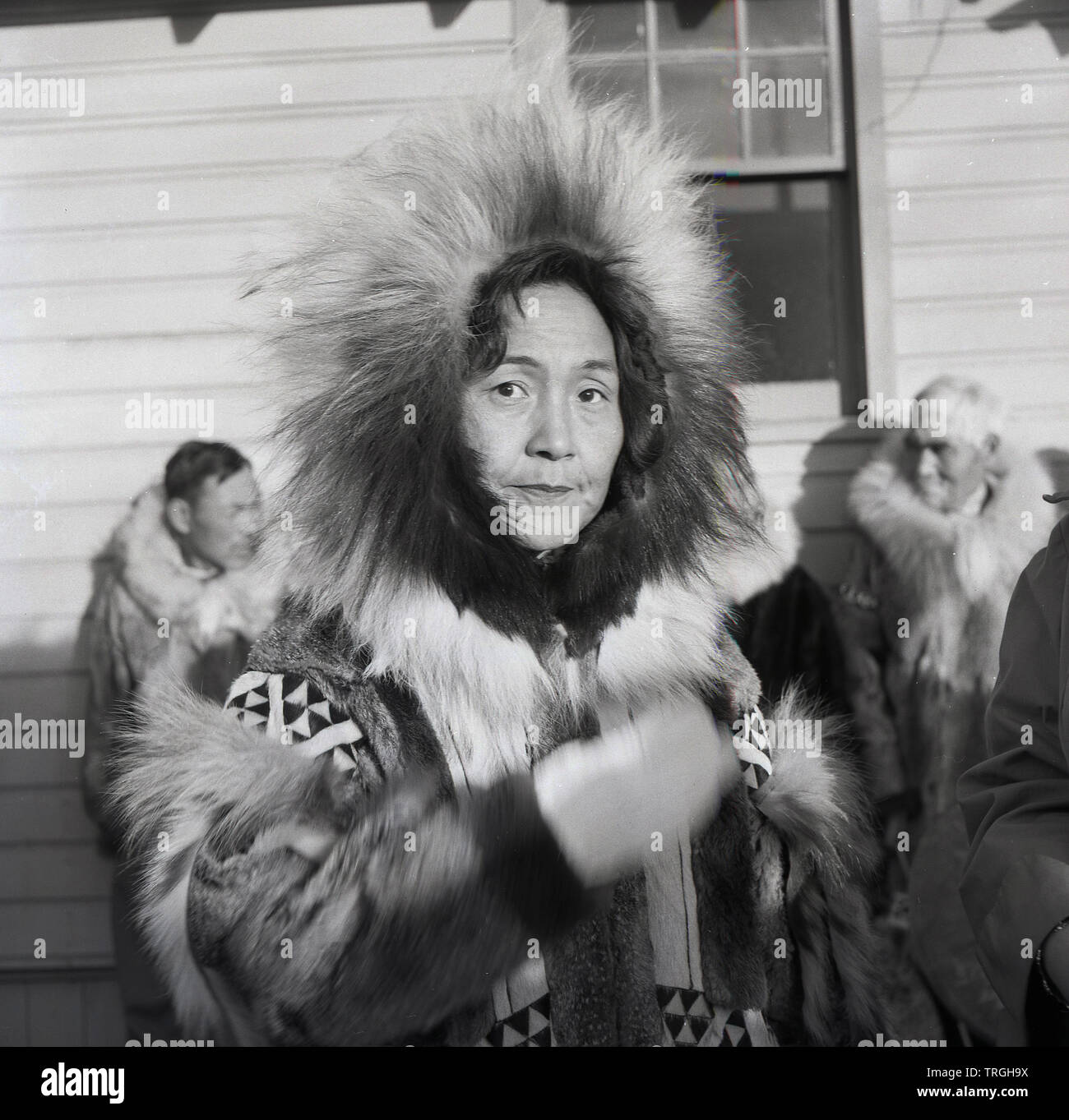 Fur coats 1950s hi-res stock photography and images - Alamy