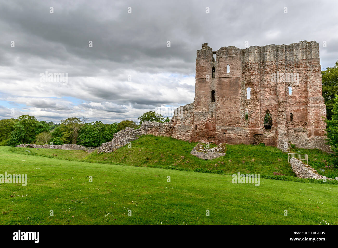 Norham castle hi-res stock photography and images - Alamy