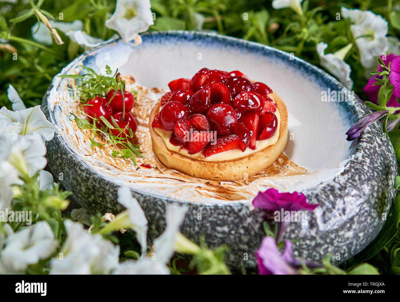 berry dessert in tarts and frosting Stock Photo - Alamy