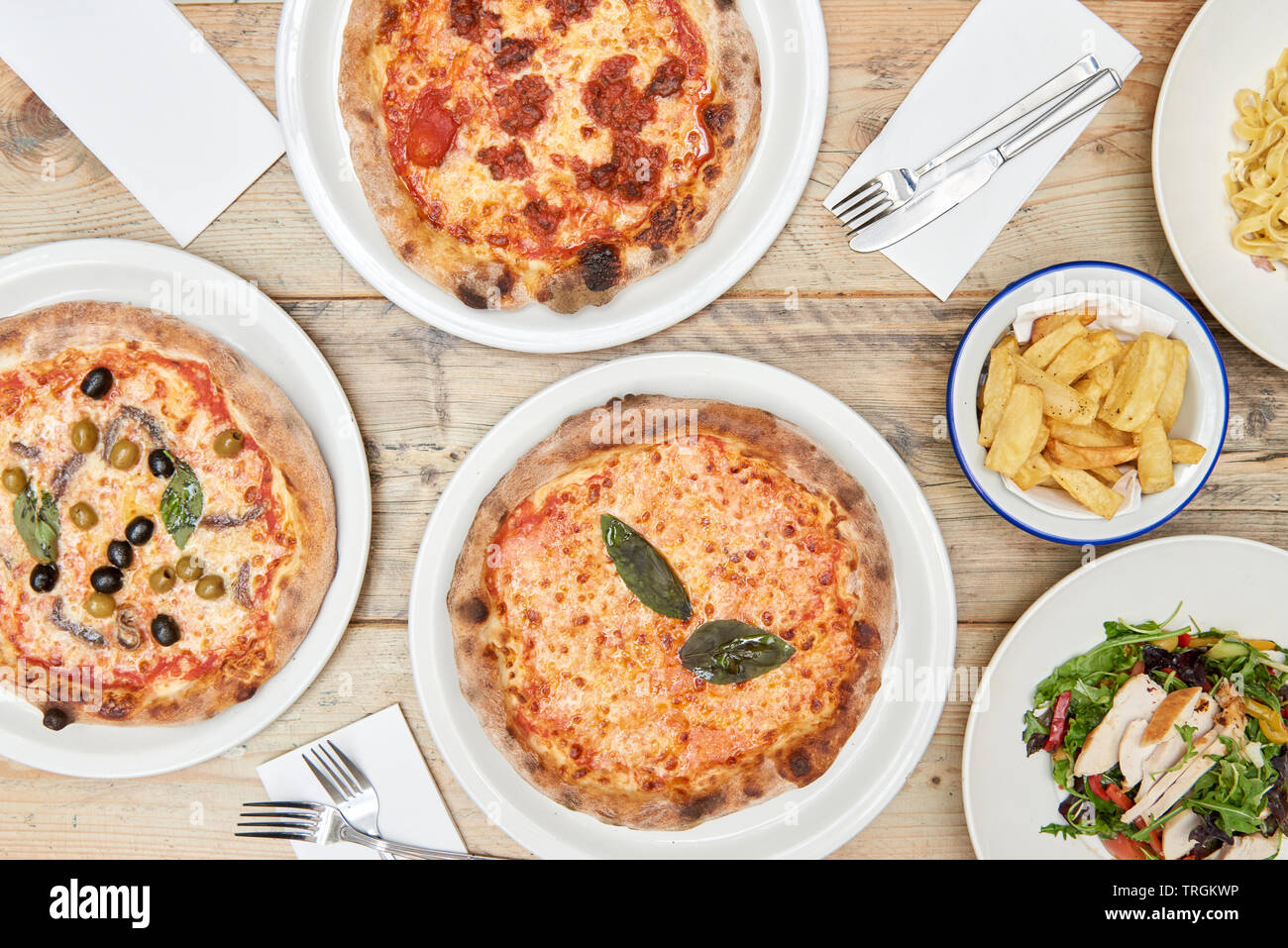 Italian restaurant food hi-res stock photography and images - Alamy