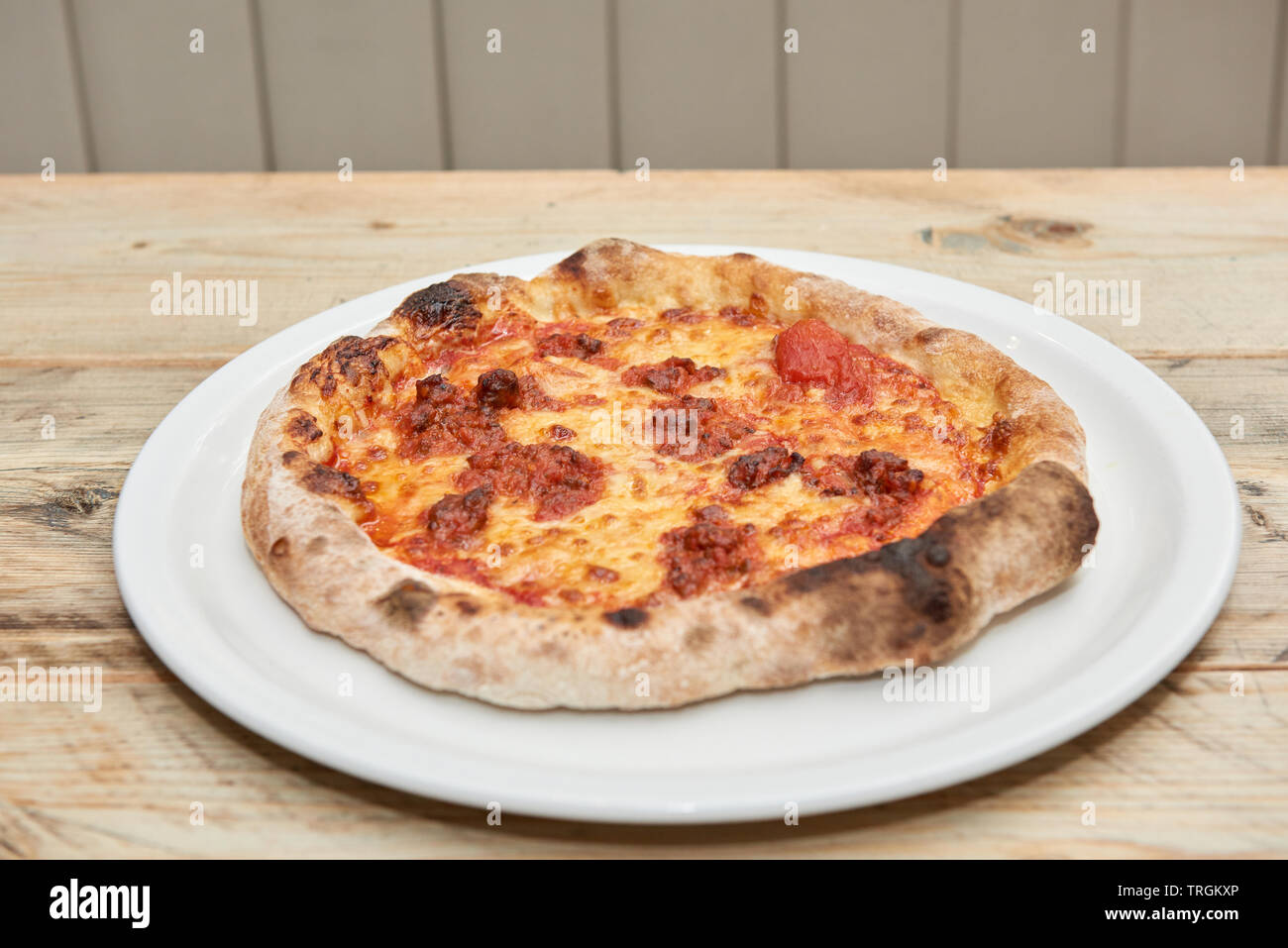 freshly cooked italian food Stock Photo - Alamy