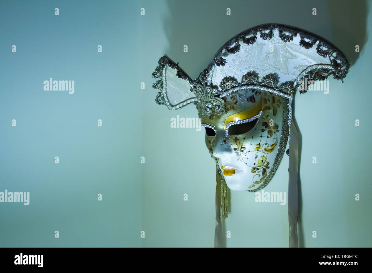 Antique carnival game hi-res stock photography and images - Alamy