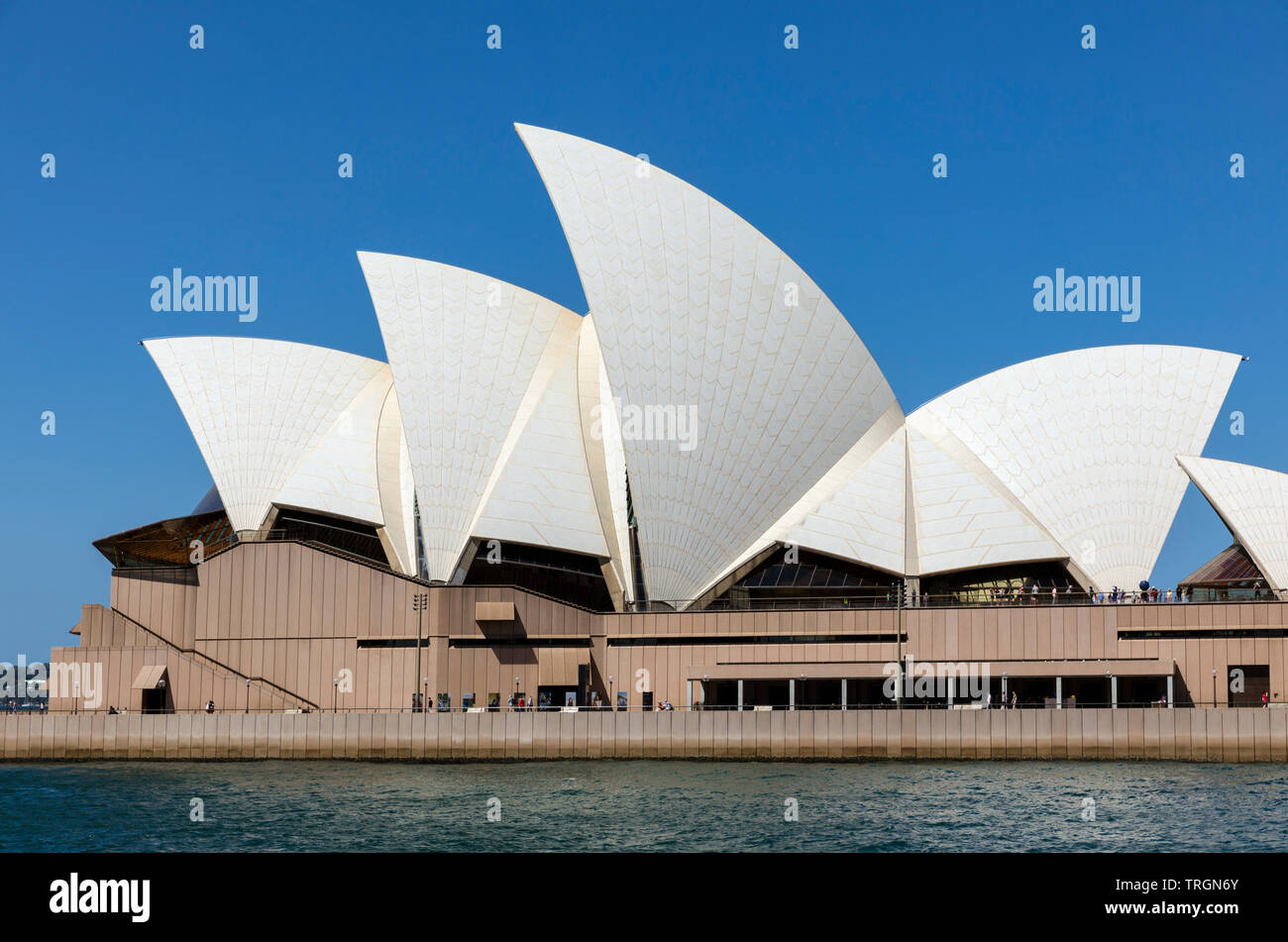Australia, NSW, Sydney, Sydney Opera House designed by the Danish ...
