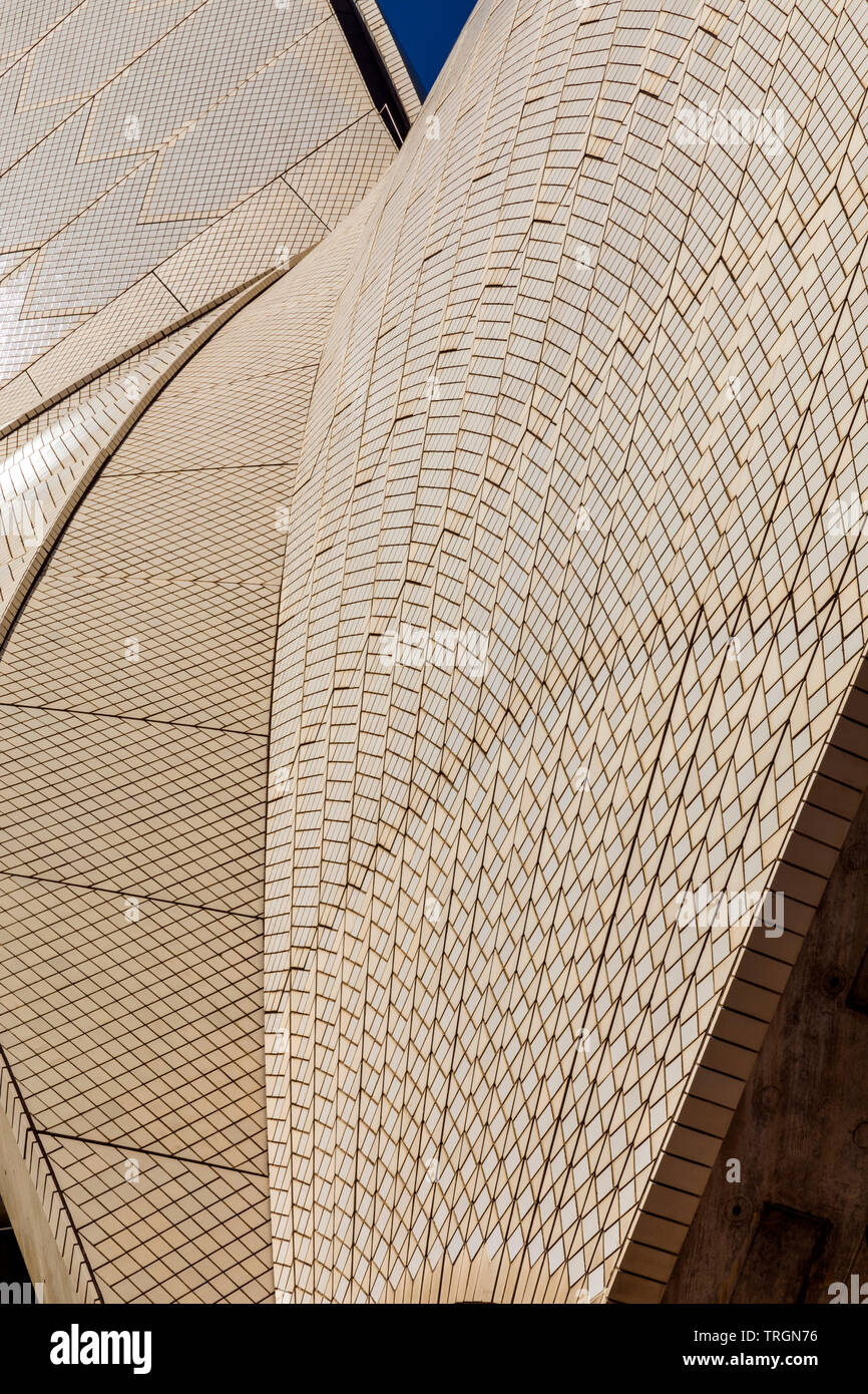 Australia, NSW, Sydney, Sydney Opera House designed by the Danish ...