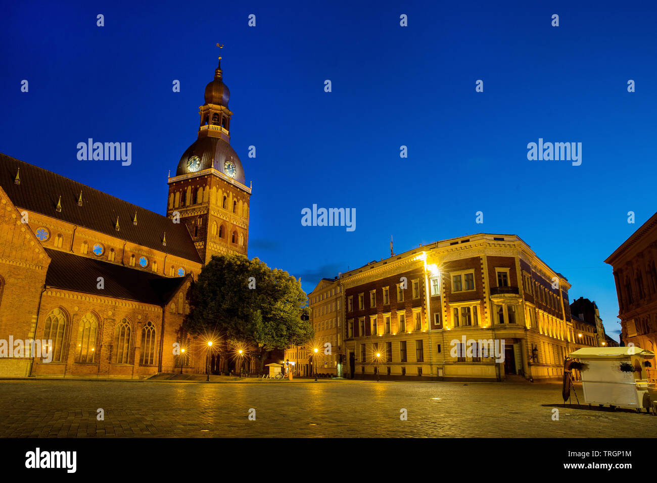 The Dome Cathedral and Square of the Dome Cathedral. Night . Riga ...