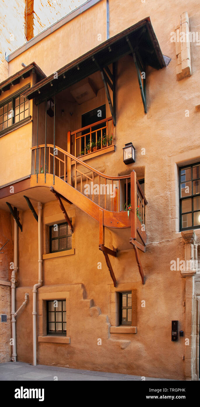 Riddles court hi-res stock photography and images - Alamy