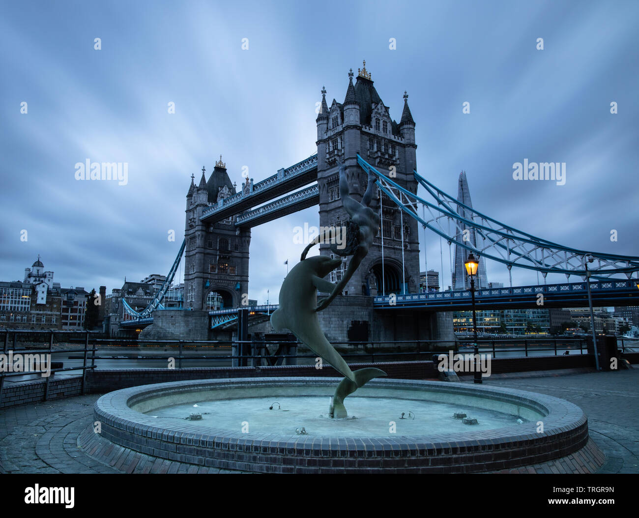 Tower Bridge London Fountain Stock Photos & Tower Bridge London ...