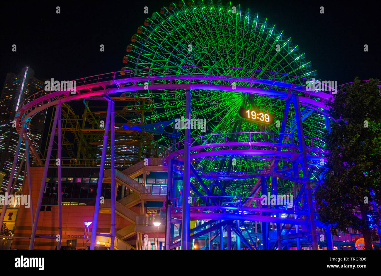 Cosmo clock 21 tokyo hi-res stock photography and images - Alamy