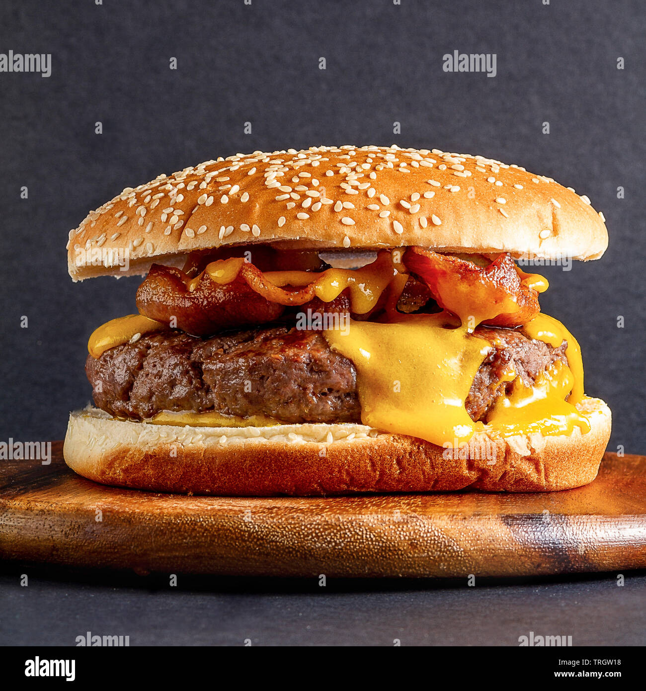 Angus burger hi-res stock photography and images - Alamy
