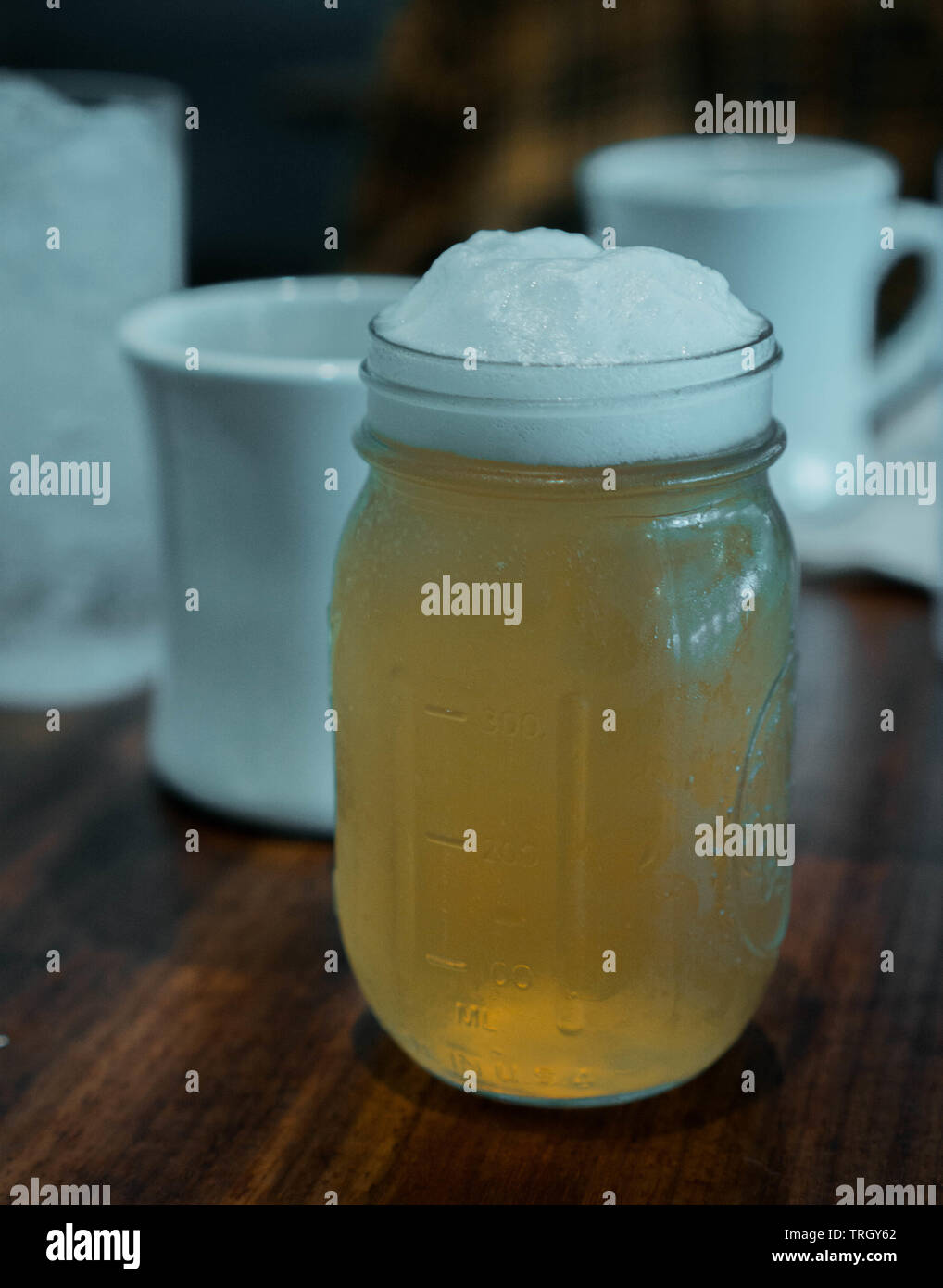 Foamy beer jar hi-res stock photography and images - Alamy
