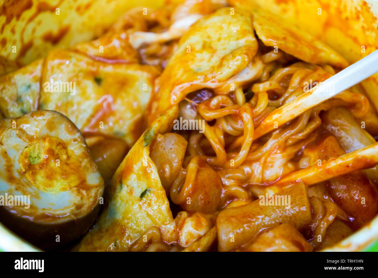 Instant tteokbokki hi-res stock photography and images - Alamy