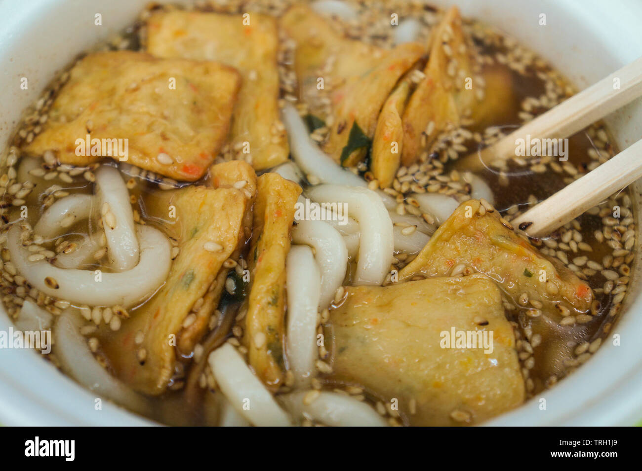 Korean Instant Food - Fish cake Udon Stock Photo - Alamy