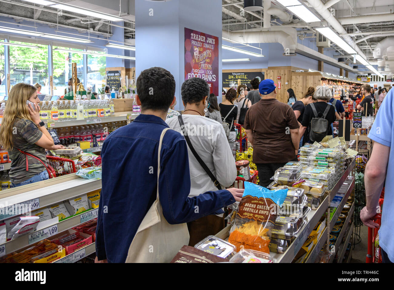Trader joes hi-res stock photography and images - Alamy