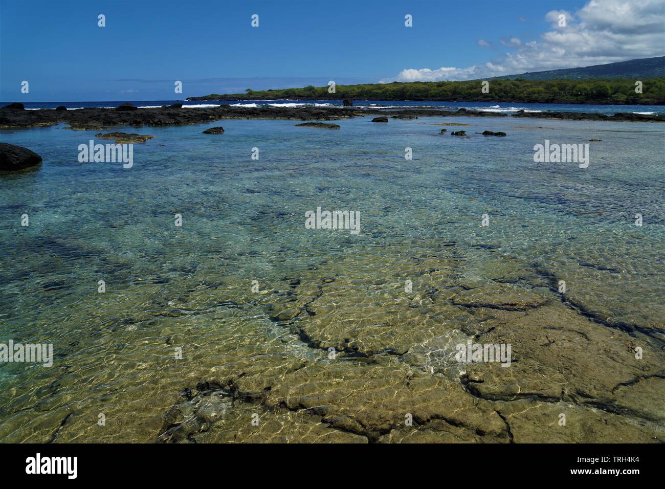 Hawaii water hi-res stock photography and images - Alamy