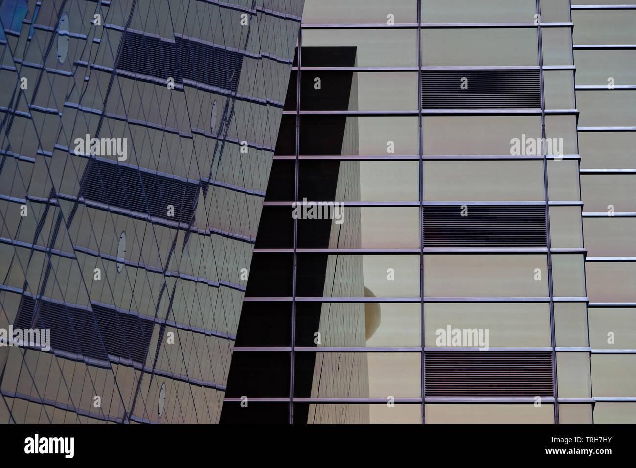 TOKYO, JAPAN, May 11, 2019 : Archiectural detail of a big wall of glass ...