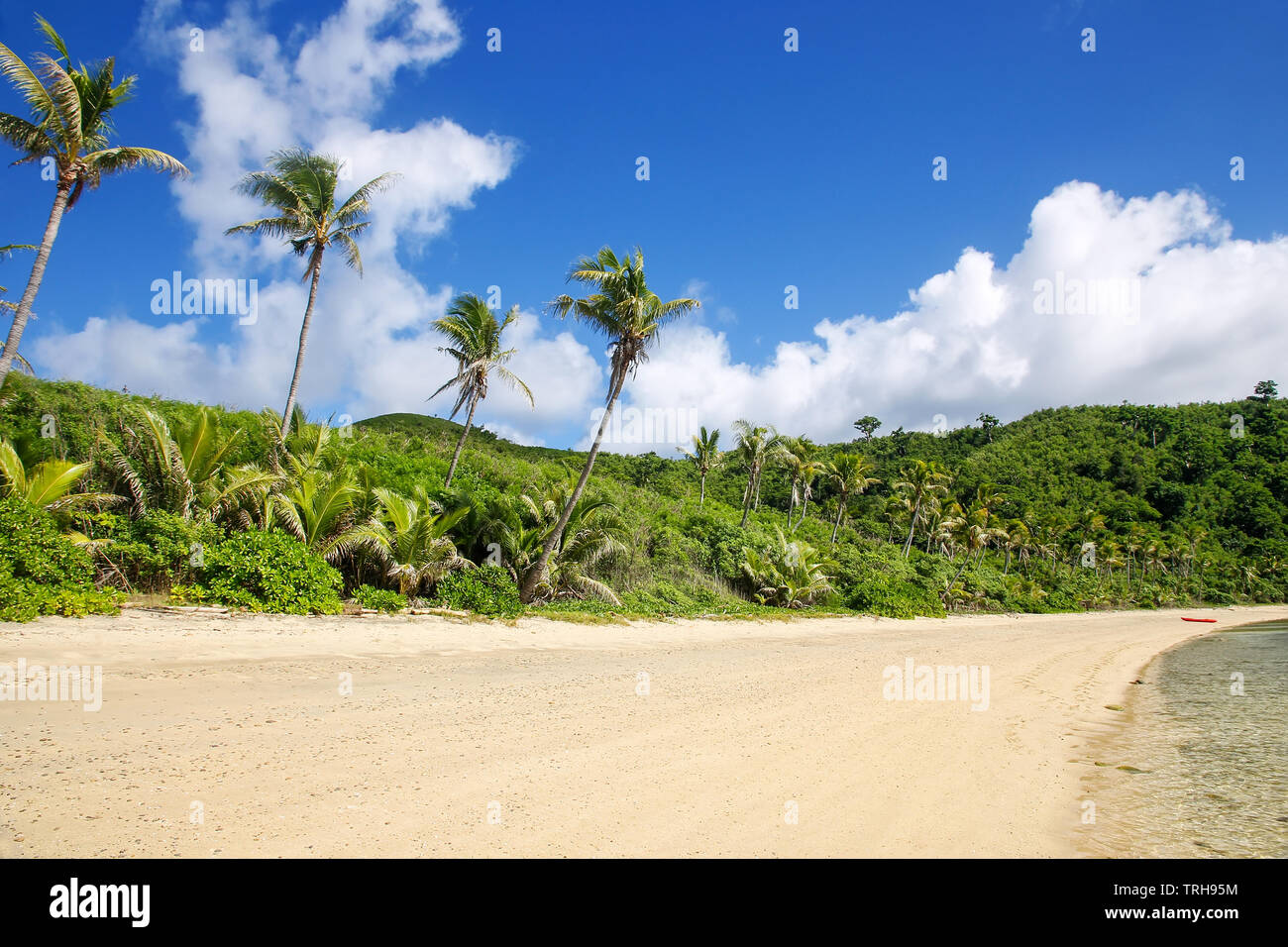 Sandy beach on Drawaqa Island, Yasawa Islands, Fiji. This archipelago ...