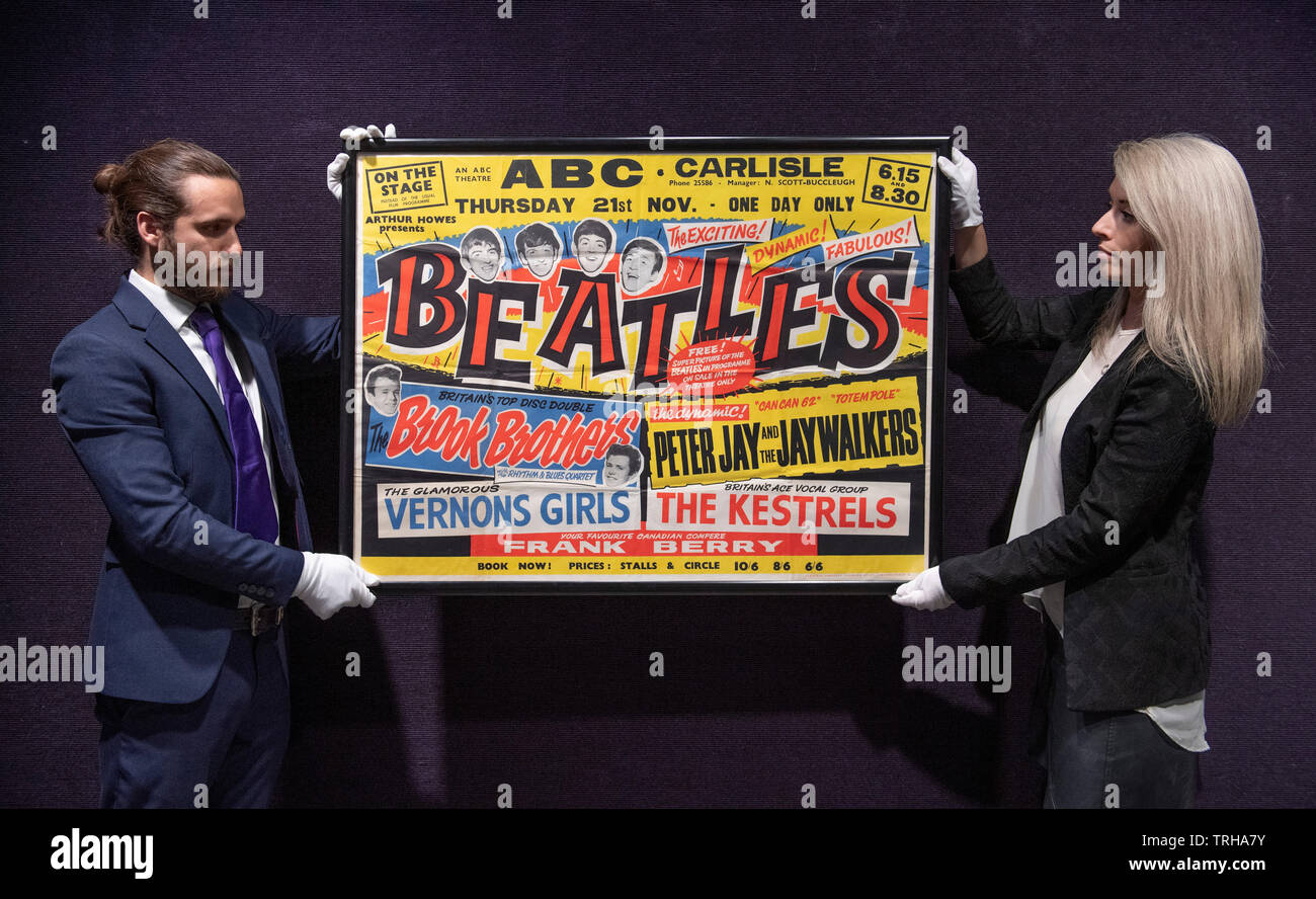 Beatles concert 1963 hi-res stock photography and images - Alamy