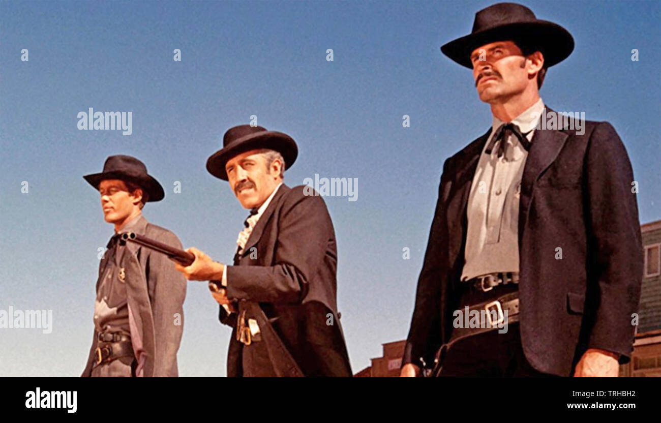 James garner hour gun 1967 hi-res stock photography and images - Alamy