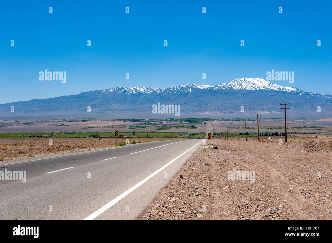 The road to Rayen with Haraz mountain in the background, Kerman ...