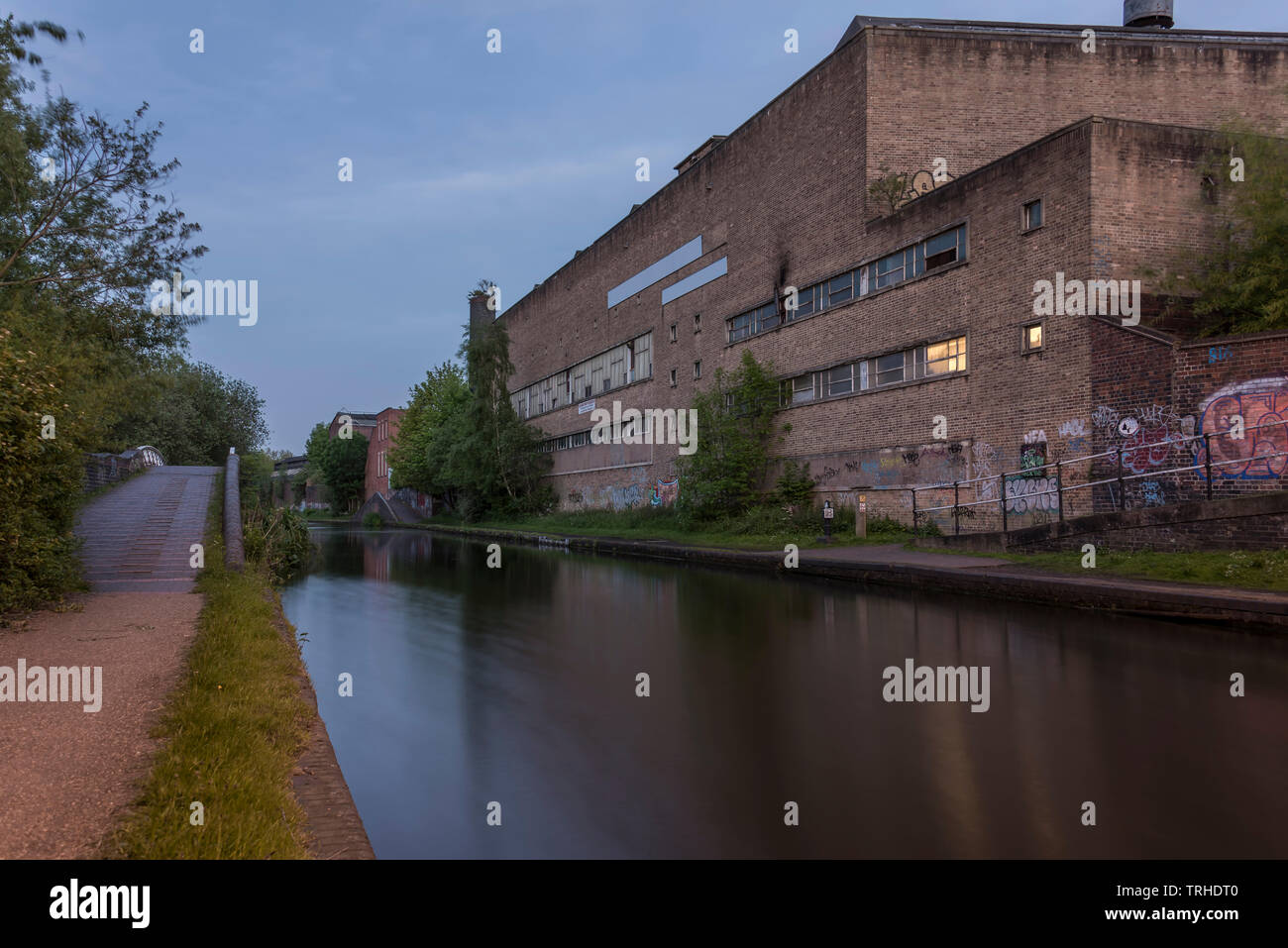 Industrial exterior hi-res stock photography and images - Alamy