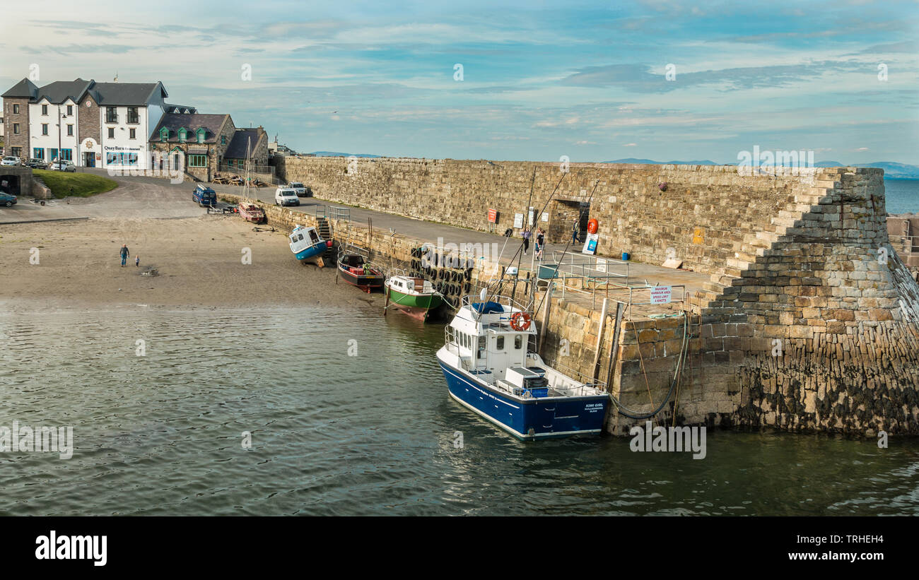 Mullaghmore hi-res stock photography and images - Alamy