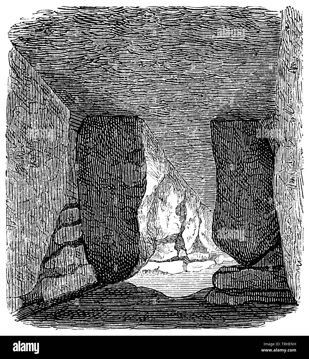 Megalithic prehistoric tomb Cut Out Stock Images & Pictures - Alamy