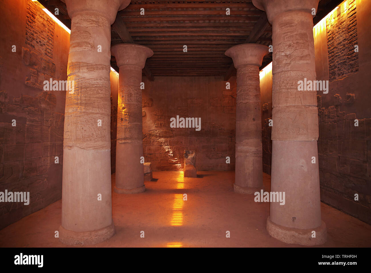 The Temple of Amun in the desert of the Sudan Stock Photo - Alamy