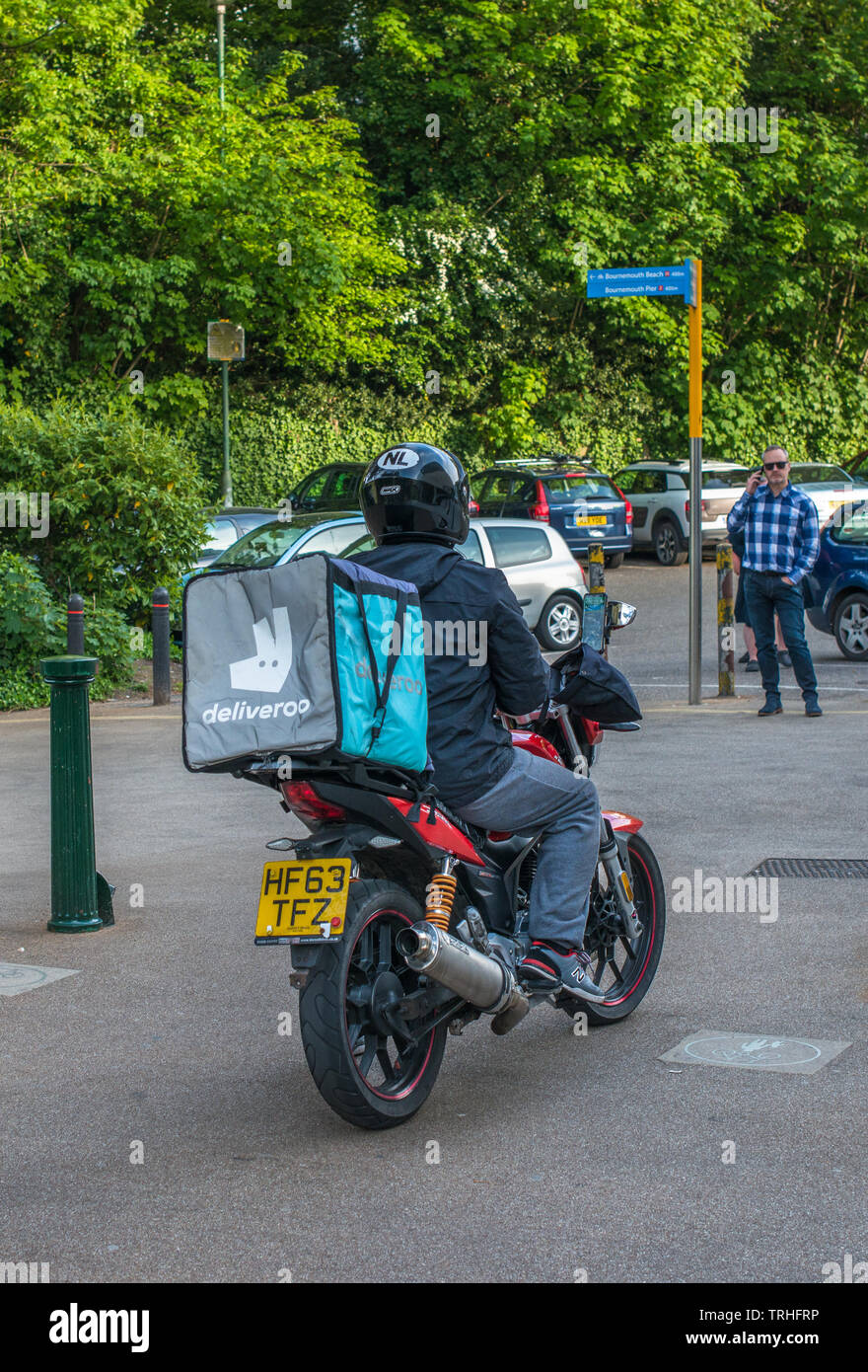 Bike delivery service hi-res stock photography and images - Alamy