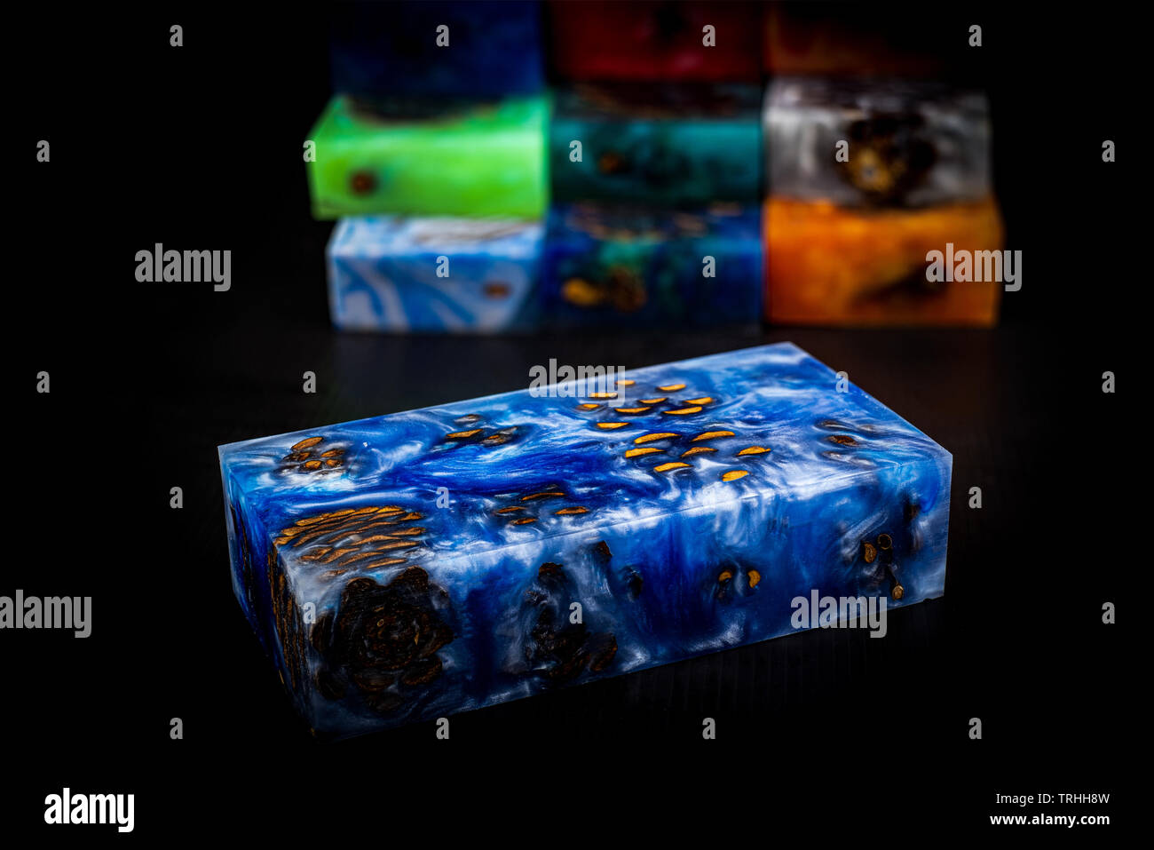 Pine cone casting epoxy resin stabilizing for blanks on art black ...