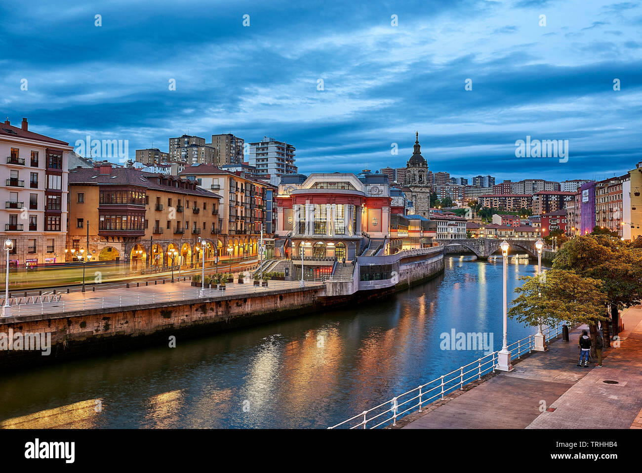 Mercado de la Rivera y Muelle Marzana, Bilbao, Biscay, Basque Country ...