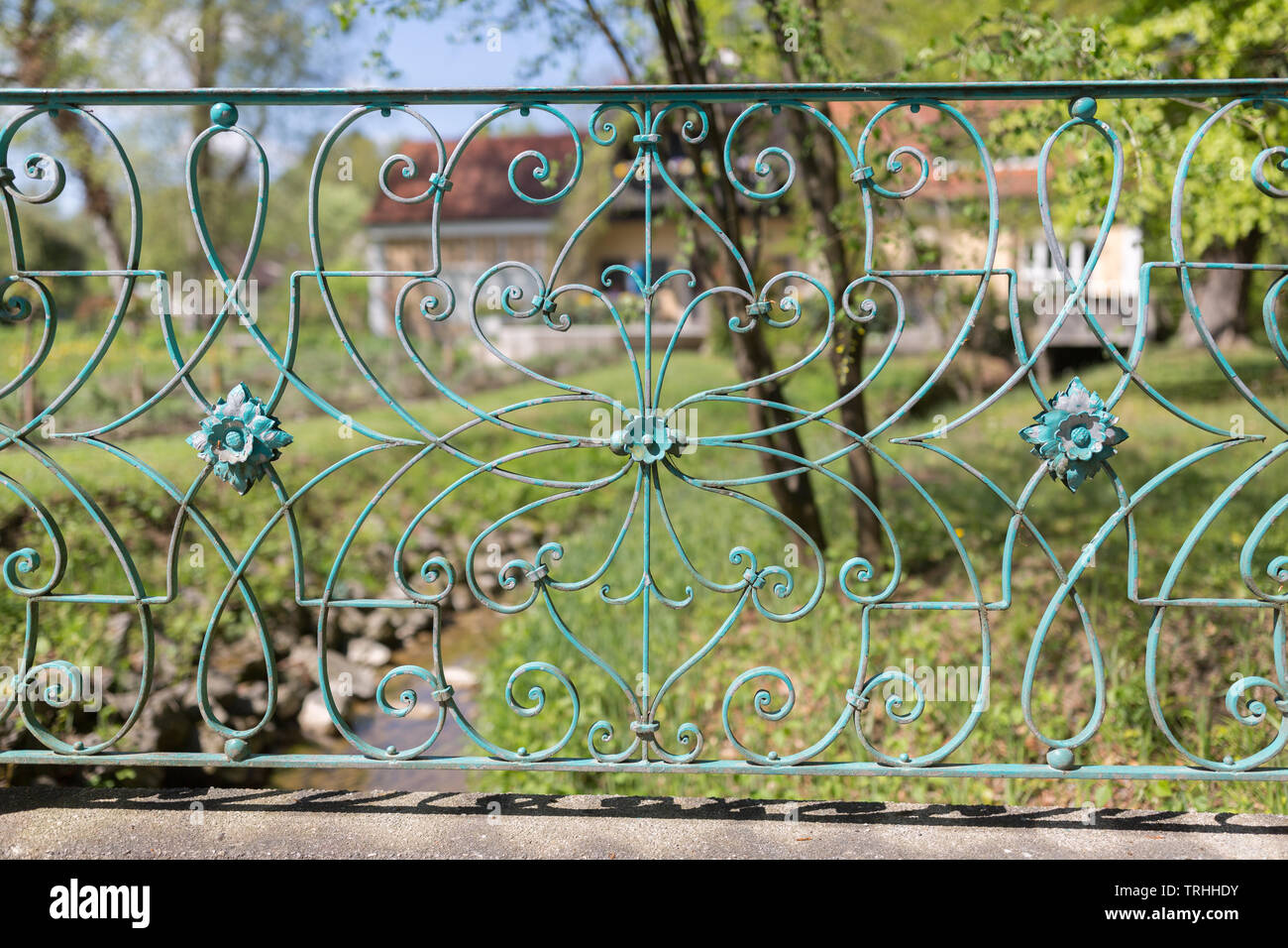 Cast iron railing hi-res stock photography and images - Alamy