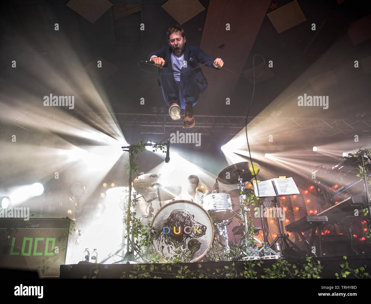 Kaiser chiefs hi-res stock photography and images - Alamy